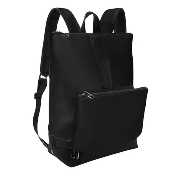 Athleta | Bags | Caraa X Athleta Convertible Backpack In Black | Poshmark